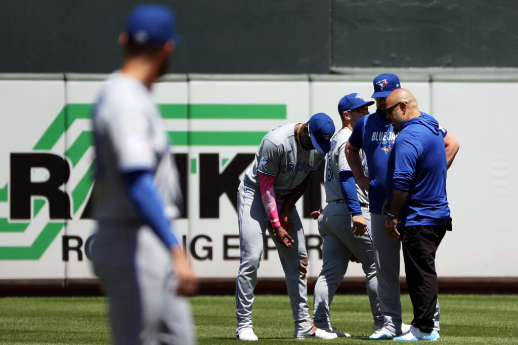 Sánchez struck by ball in fan miscommunication; Blue Jays manager ...