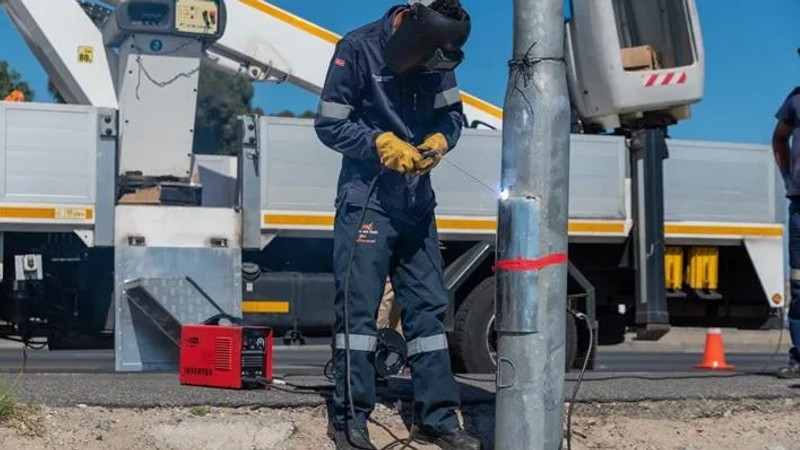 Underground cabling project gets underway in Pinelands