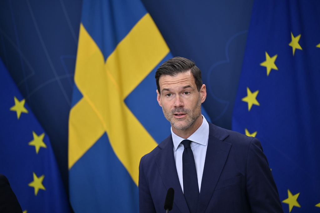 Tidöpartierna: Utvisade tonåringar får ny chans