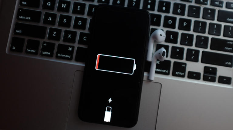 Can you charge an iPhone with an Apple Watch charger? Here's why it won ...