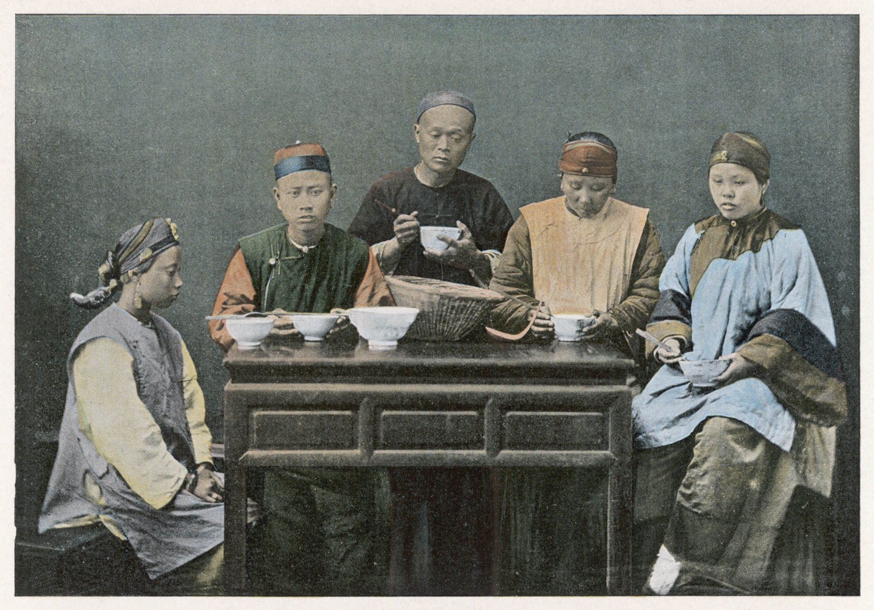 Un aperçu rare de la Chine à travers des images historiques