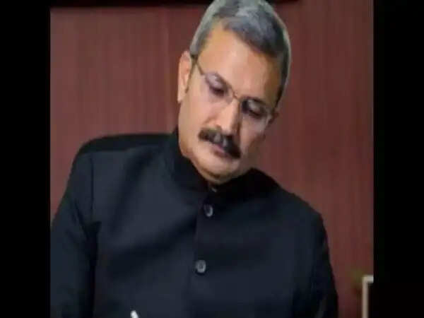Reels abroad, real consequences? IPS officer warns viral videos could ...