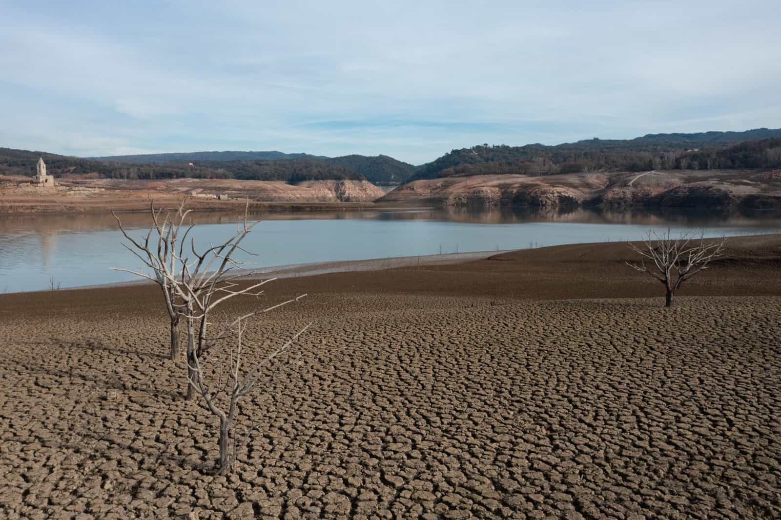 10 American states bracing for an unusually intense drought season ...