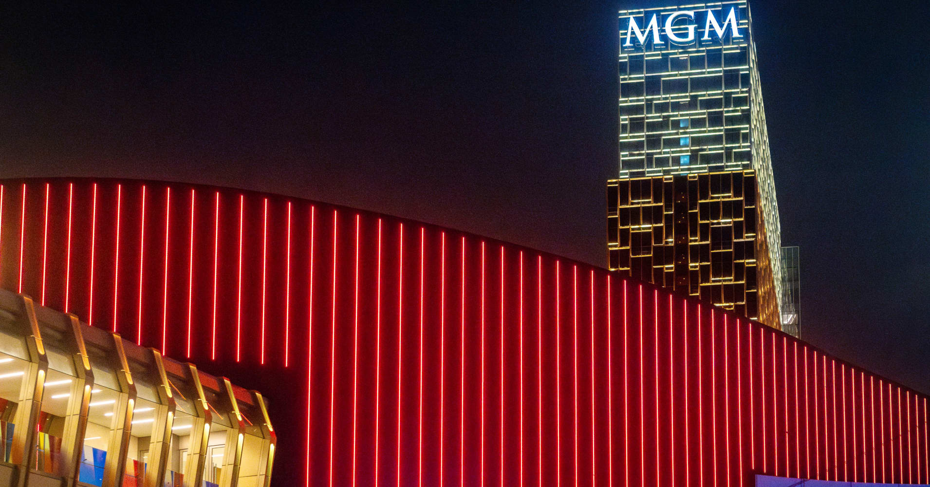 Barry Diller's people to put in $18 billion bid for casino giant MGM ...