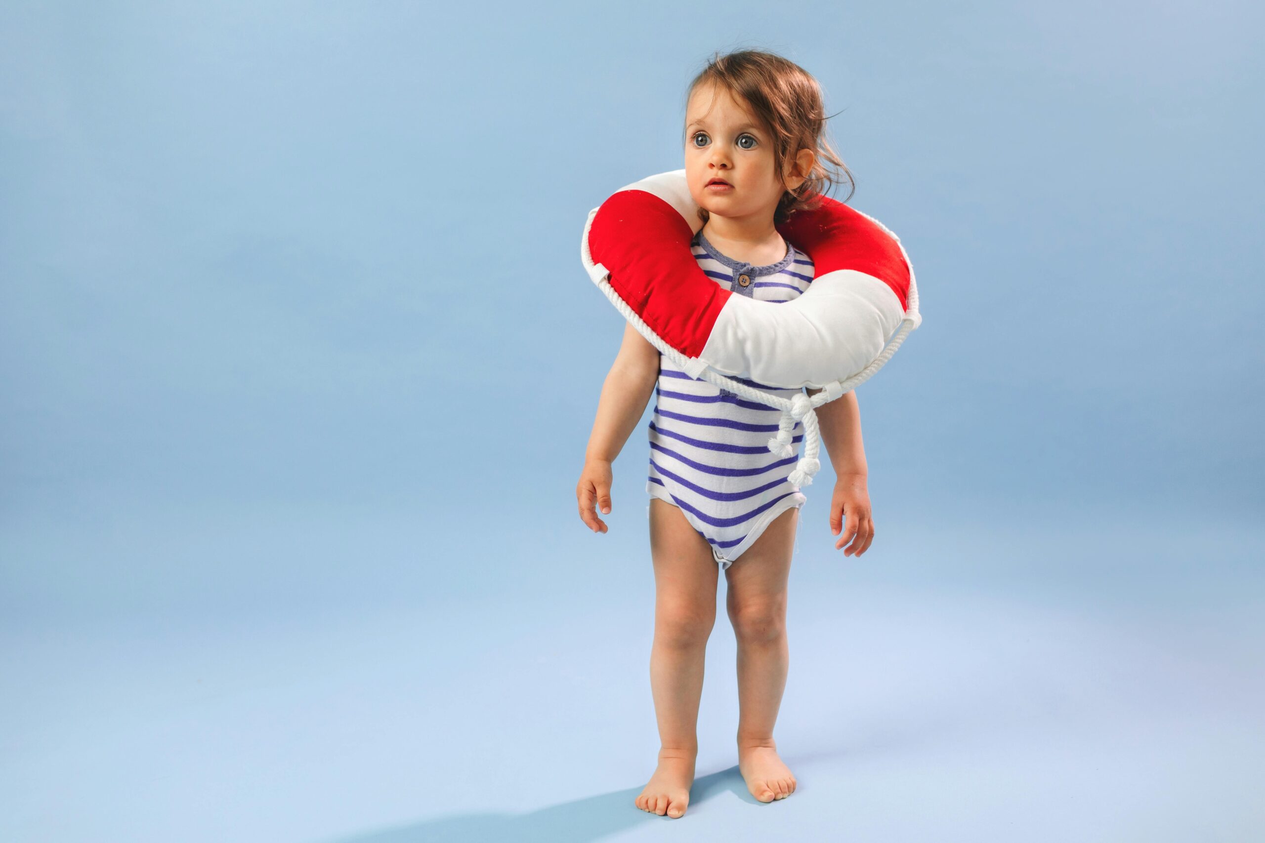 Comment bien choisir un maillot de bain pour bébé
