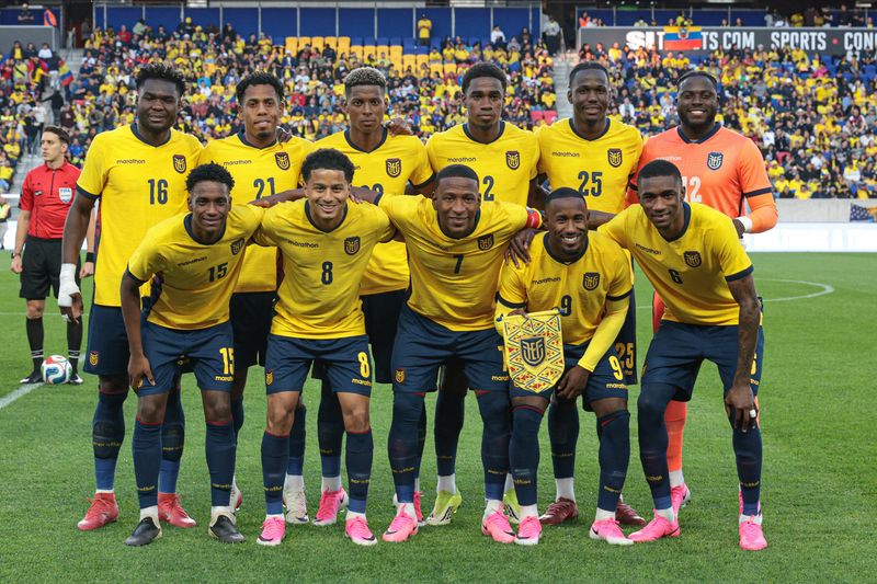 Soccer-humble roots fuel Ecuador's World Cup hopes