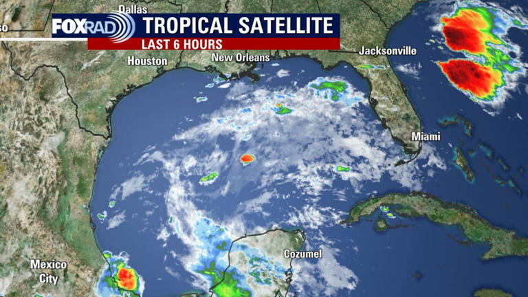 Houston weather: Humid, hot Monday; increased storm chances this week