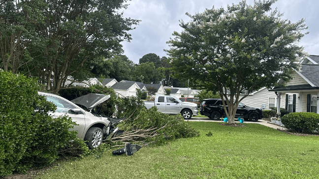 Single-vehicle crash reported at McGregor Downs Road and Wingate Drive