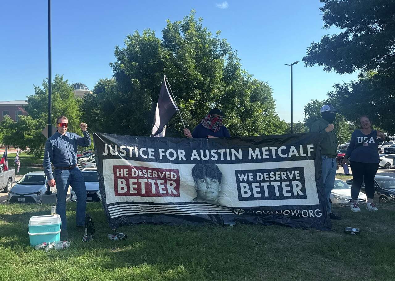 At Karmelo Anthony trial, race takes center stage outside the courtroom