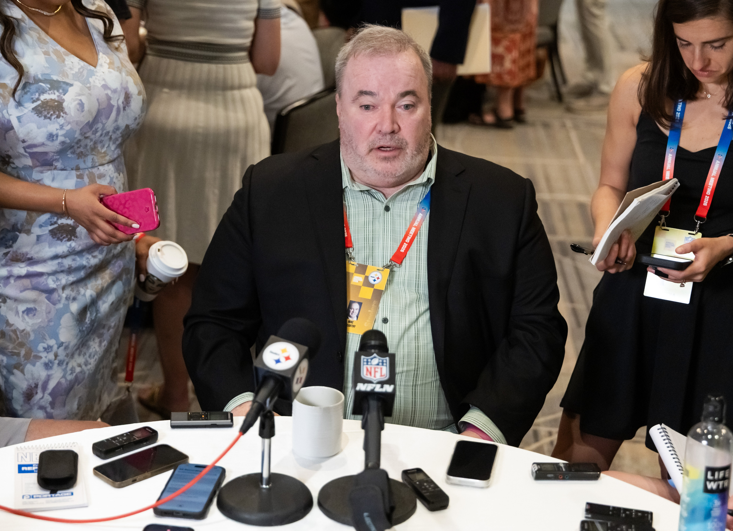 Steelers' Mike McCarthy didn't mean to but he just seriously exposed ...