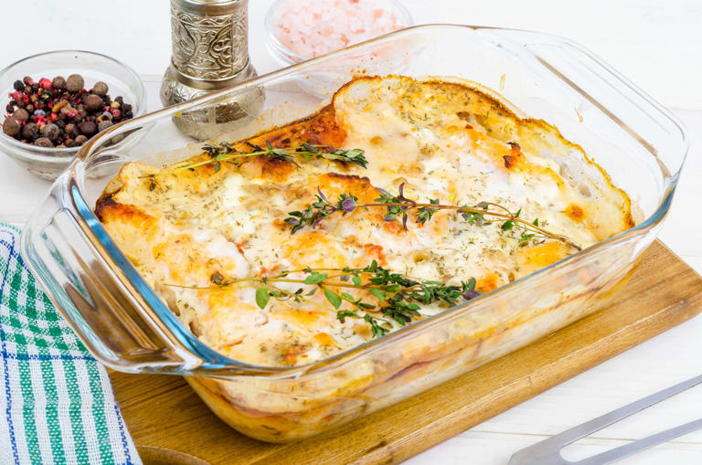 Vergeet ingewikkelde recepten: deze makkelijke ovenschotel met zalm en ...
