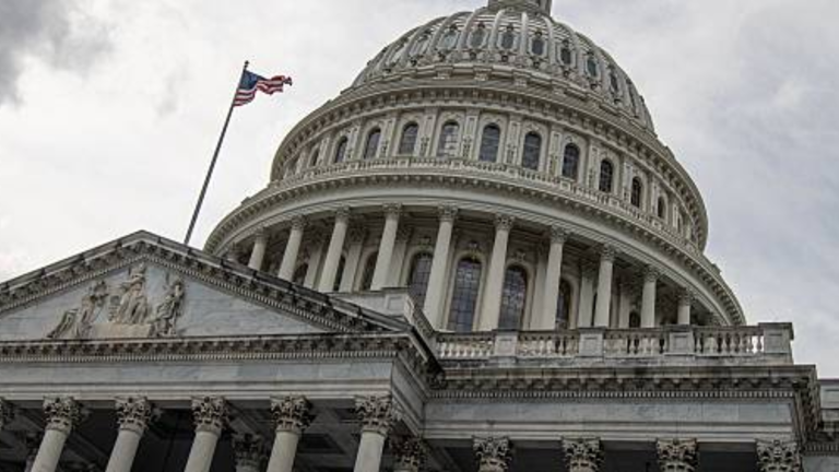 Jeff Bezos proposes eliminating federal income tax for the bottom half ...