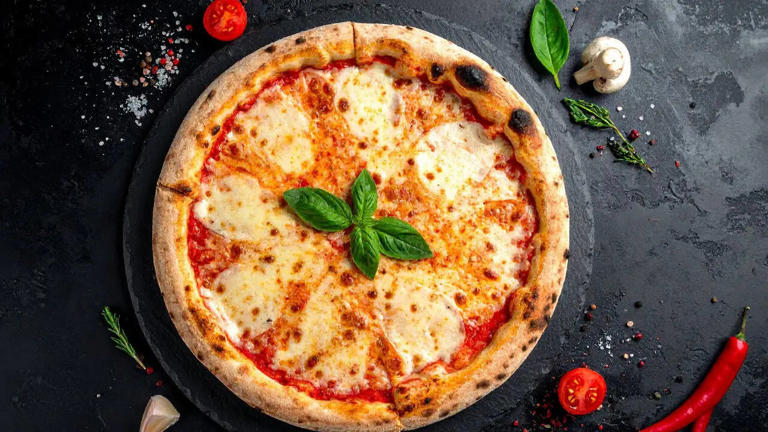 10 most popular foods in the world that everyone needs to try