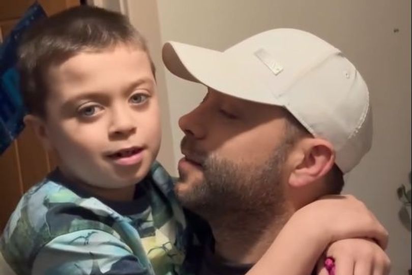 ‘I couldn’t cope with my son not talking’ - Proud Grimsby dad’s ...