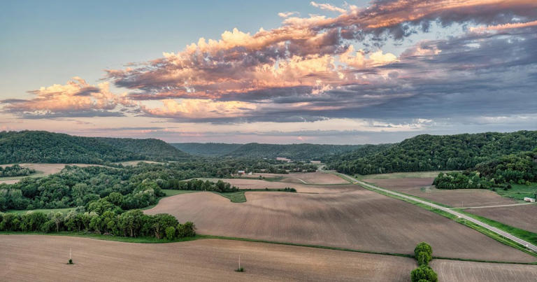 4 places that are practically begging retirees to move there