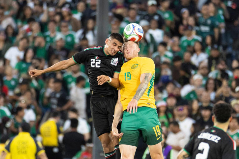 Mexico-Australia friendly spoiled by wild fan brawl at Rose Bowl