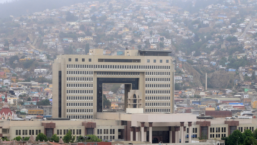 Primera cuenta pública de Kast paraliza a Valparaíso