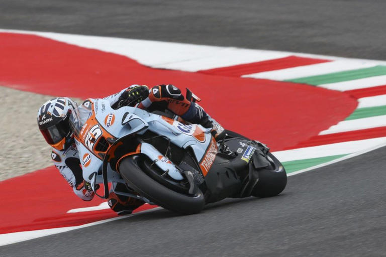 Moto2 points leader Manu Gonzalez knocking on Trackhouse's door for ...