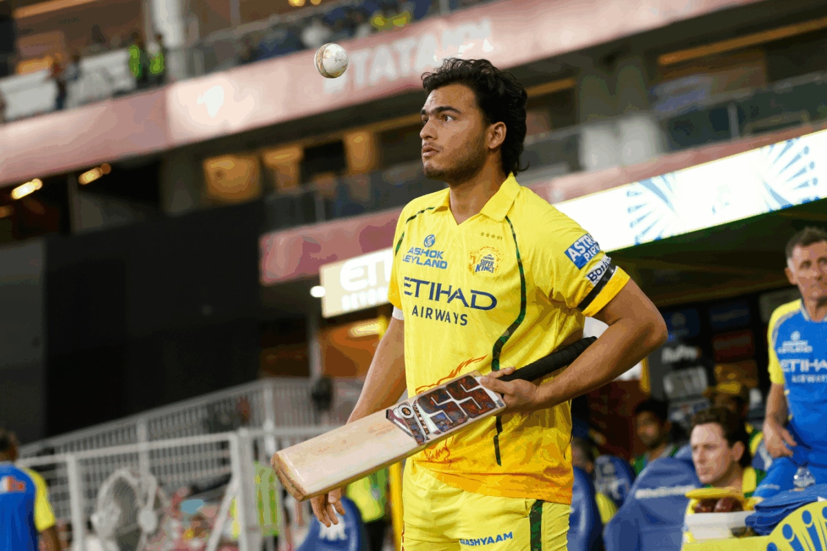 Sold them a dummy: Sunil Gavaskar roasts IPL franchises for buying ...