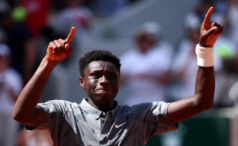 French Open star hit with huge fine for sexist remarks about umpire