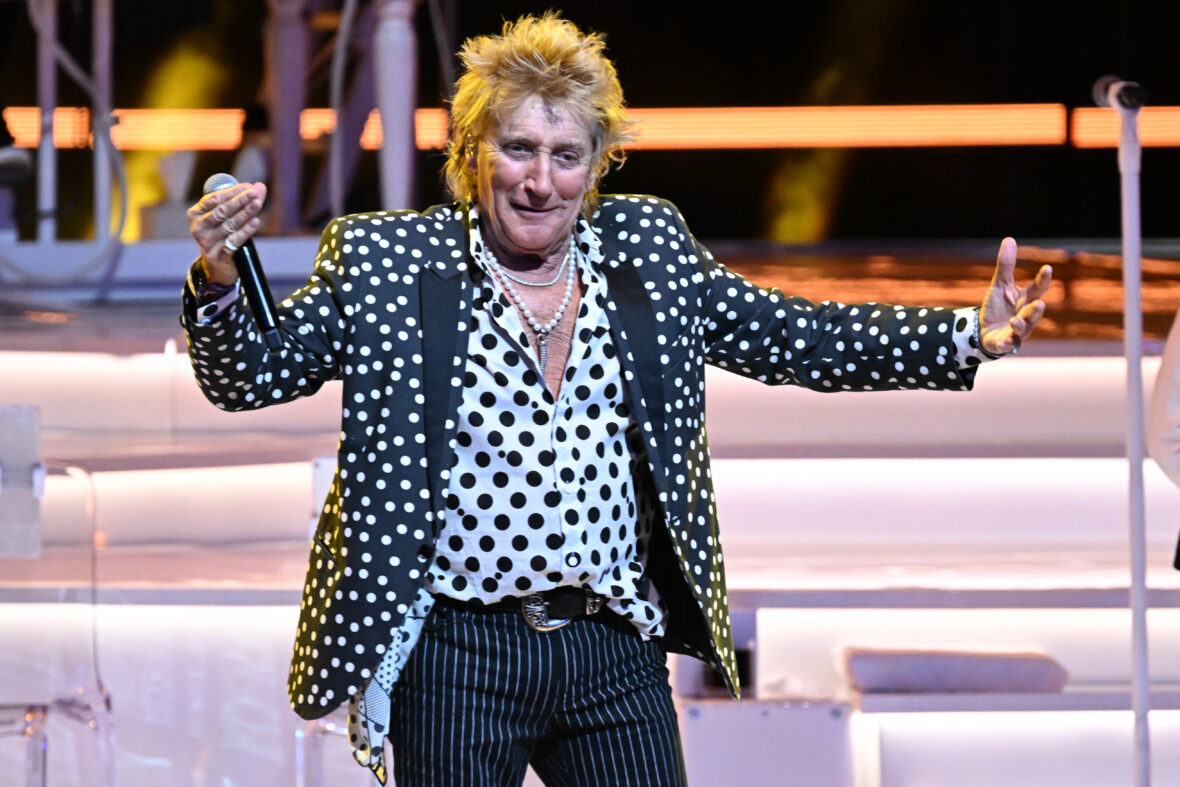 Rod Stewart cancels Las Vegas shows after sudden voice trouble – fans ...