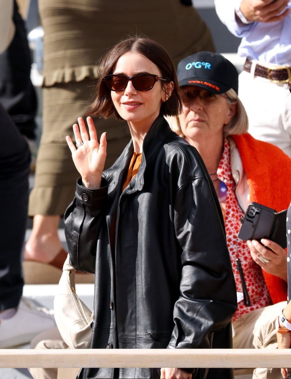 Lily Collins, Guillaume Canet, Salma Hayek… Les stars font sensation à ...