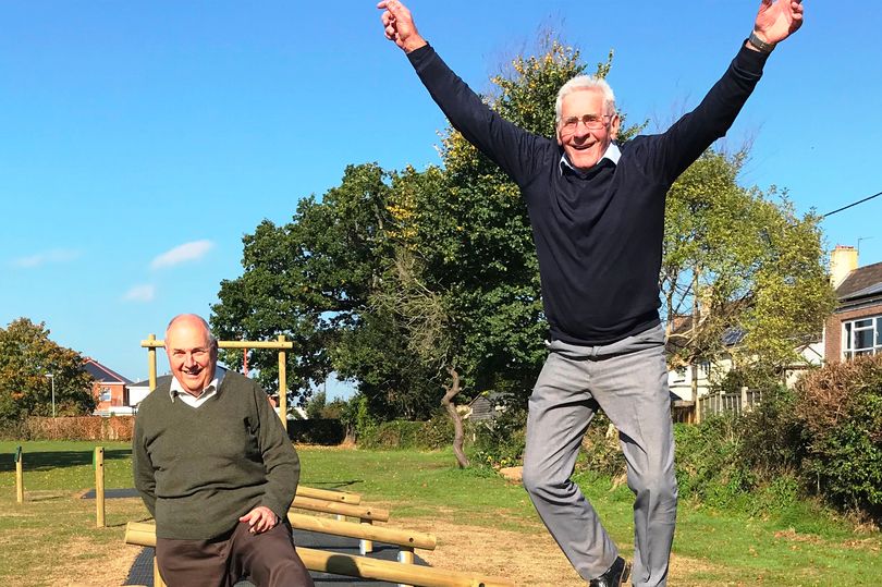 Devon mourns death of 'tireless' public servant Barry Warren after ...