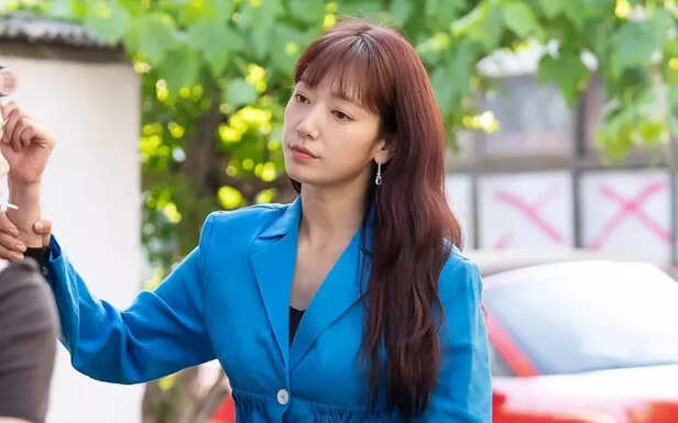 Park Shin Hye returns as 'Demon Judge': The Judge from Hell season 2 ...
