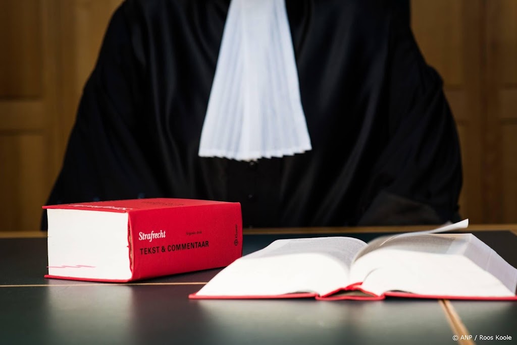 Boek slachtoffer zedenzaak Apeldoorn mag van rechter verschijnen