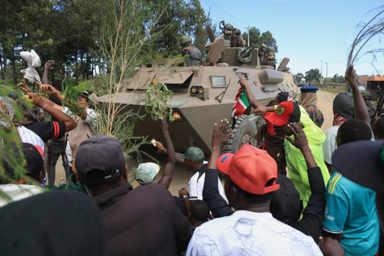 Hundreds protest outside Kenya’s Ebola quarantine center for US ...
