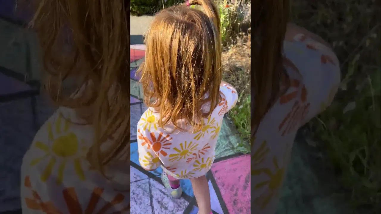 Amazing summer chalk activity! 🌈 #KidsActivities #summertime #chalk