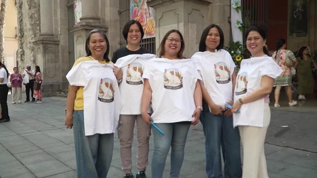 'It's a blessing!': Faithful in Barcelona await pope's visit