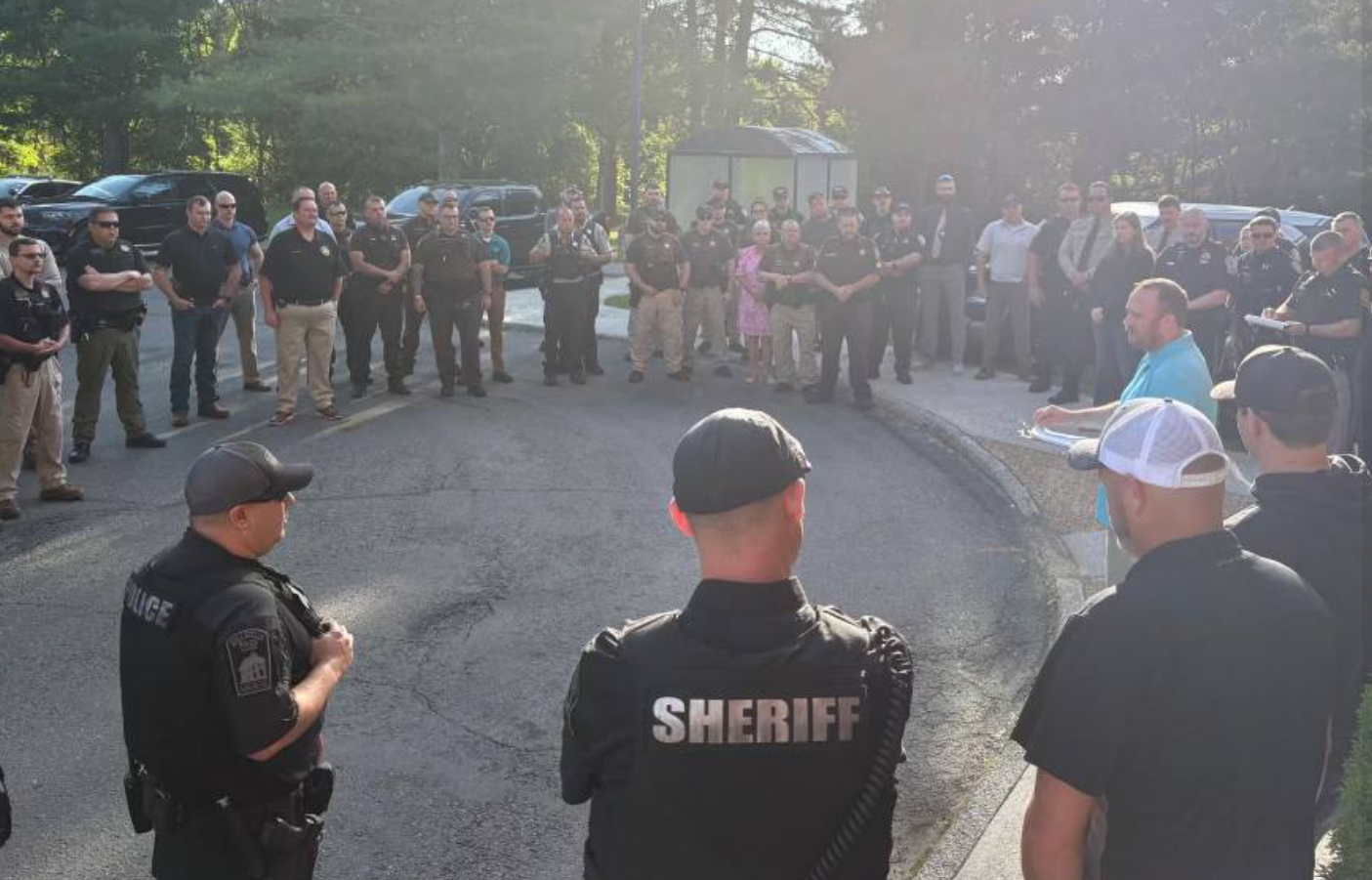 Fugitive accused of killing sheriff's deputy caught in North Carolina