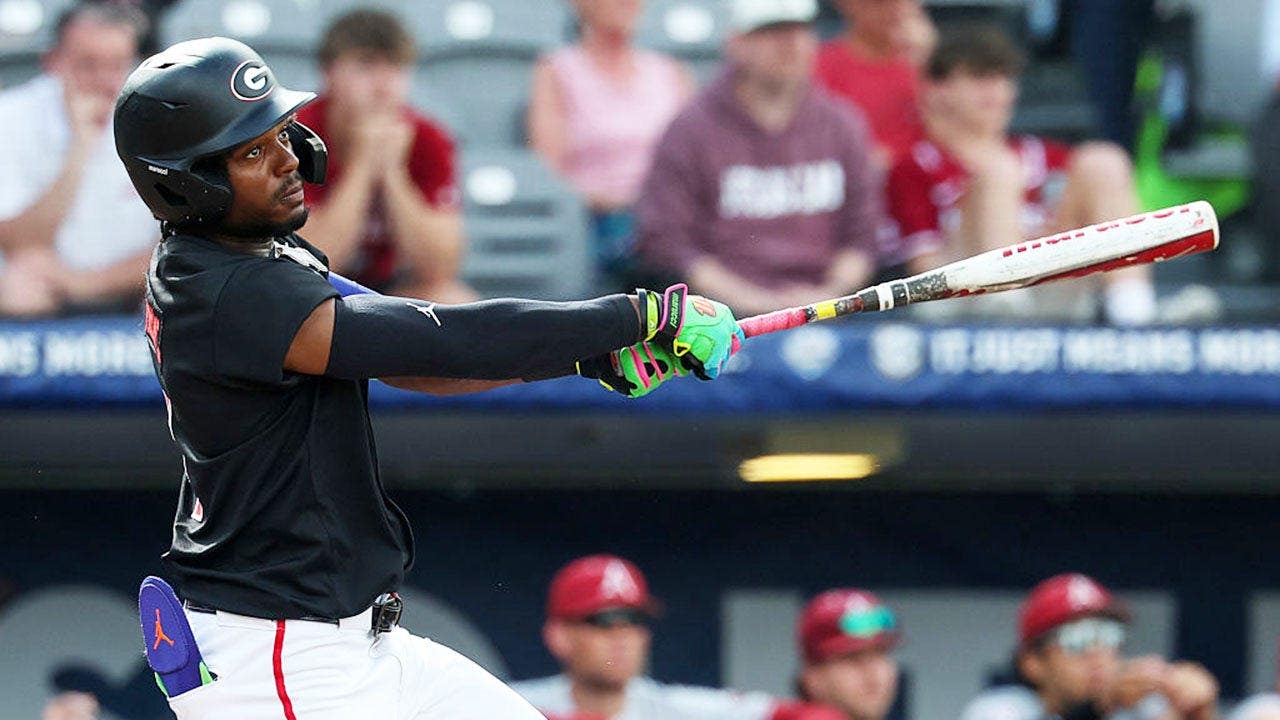 Georgia player hits mammoth go-ahead home run, promptly gets ejected ...