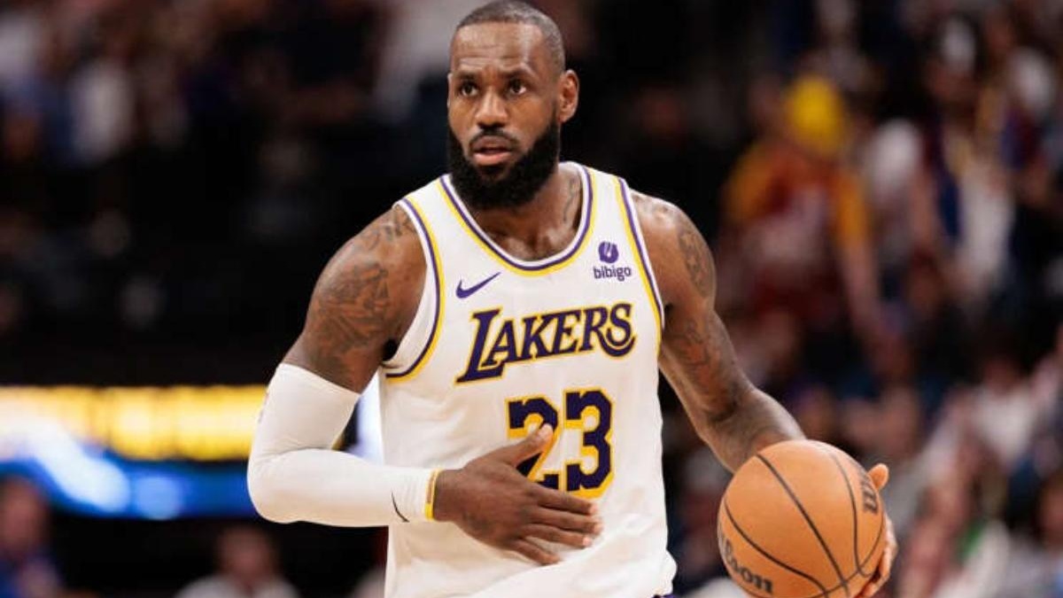 Allen Iverson reveals the five players he'd build the perfect team around
