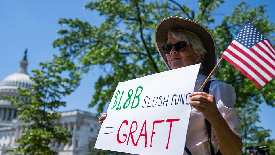 Senate Democrats move to block DOJ's $1.8B fund