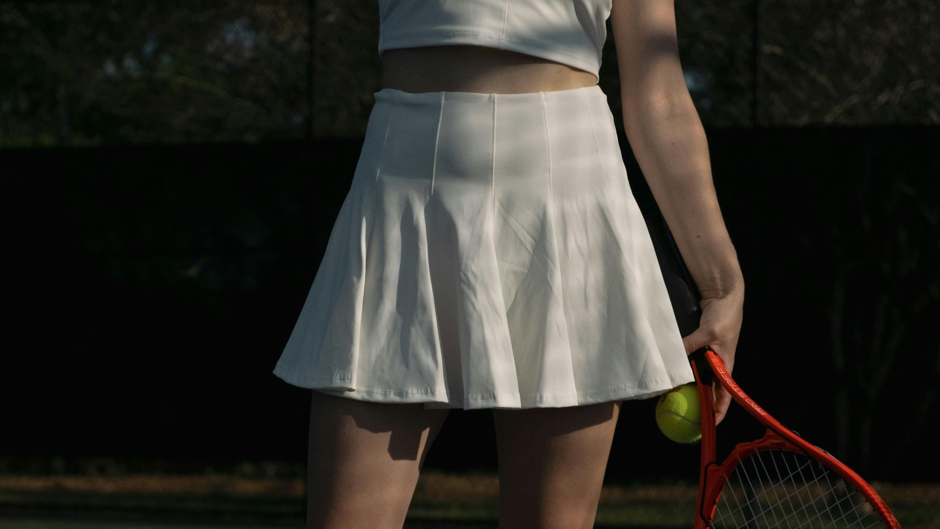 10 perfect style choices for thicker thighs & 10 to keep away from
