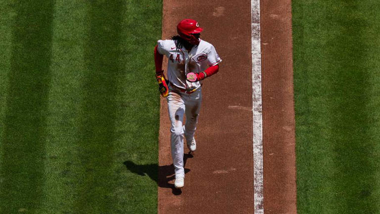 Reds confirm worst fears with Elly De La Cruz injury update