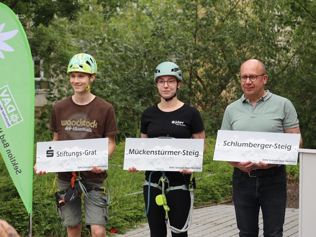 DAV weiht drei neue Klettersteige am Schlauchturm ein