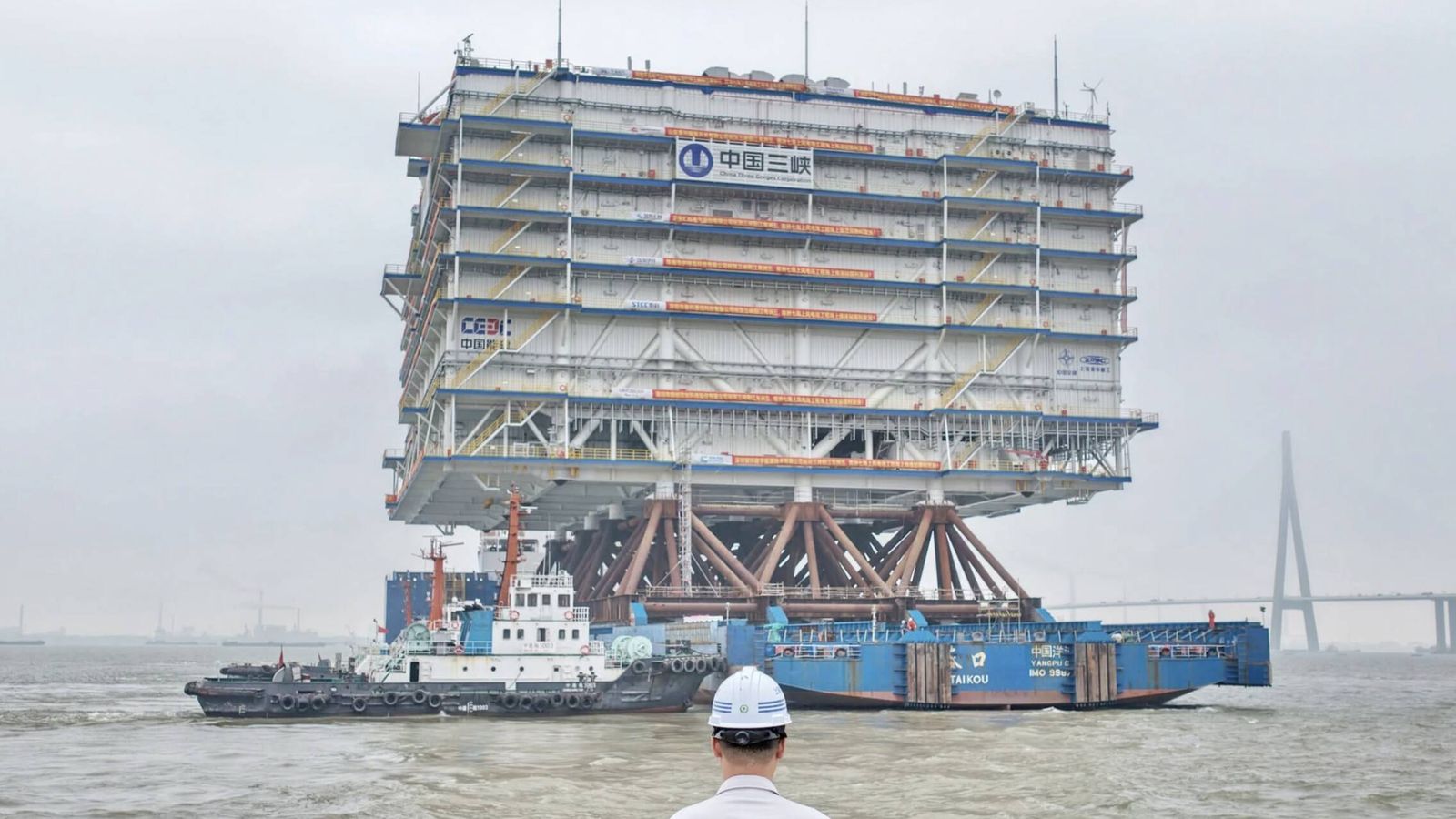 China arroja al océano el gran milagro de su ingeniería y soluciona un ...