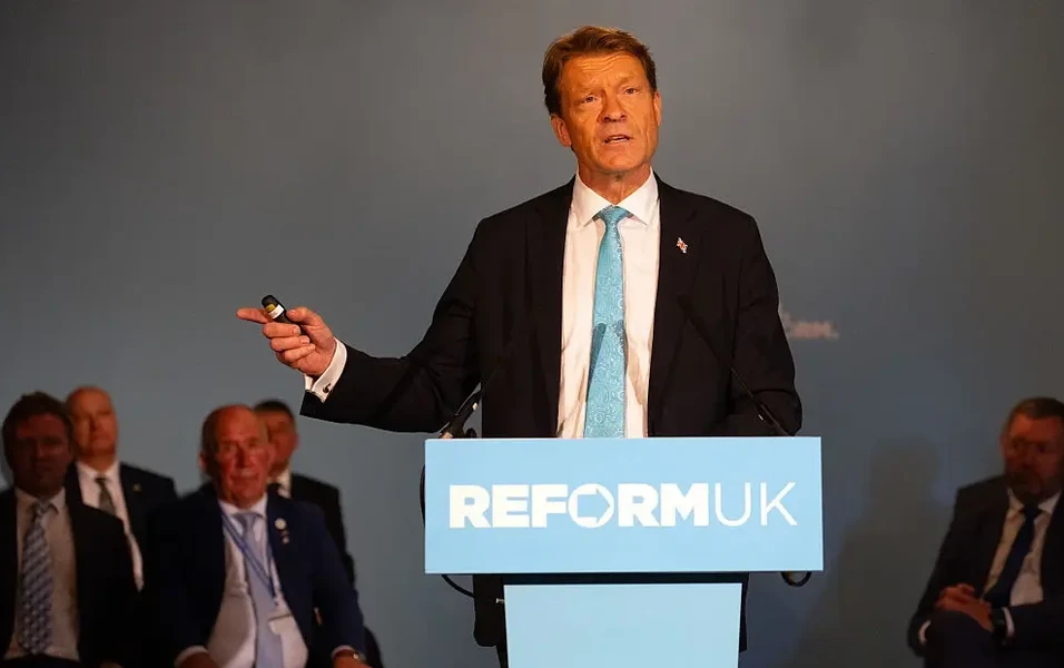 Poll shows Labour tied with Reform UK among union members