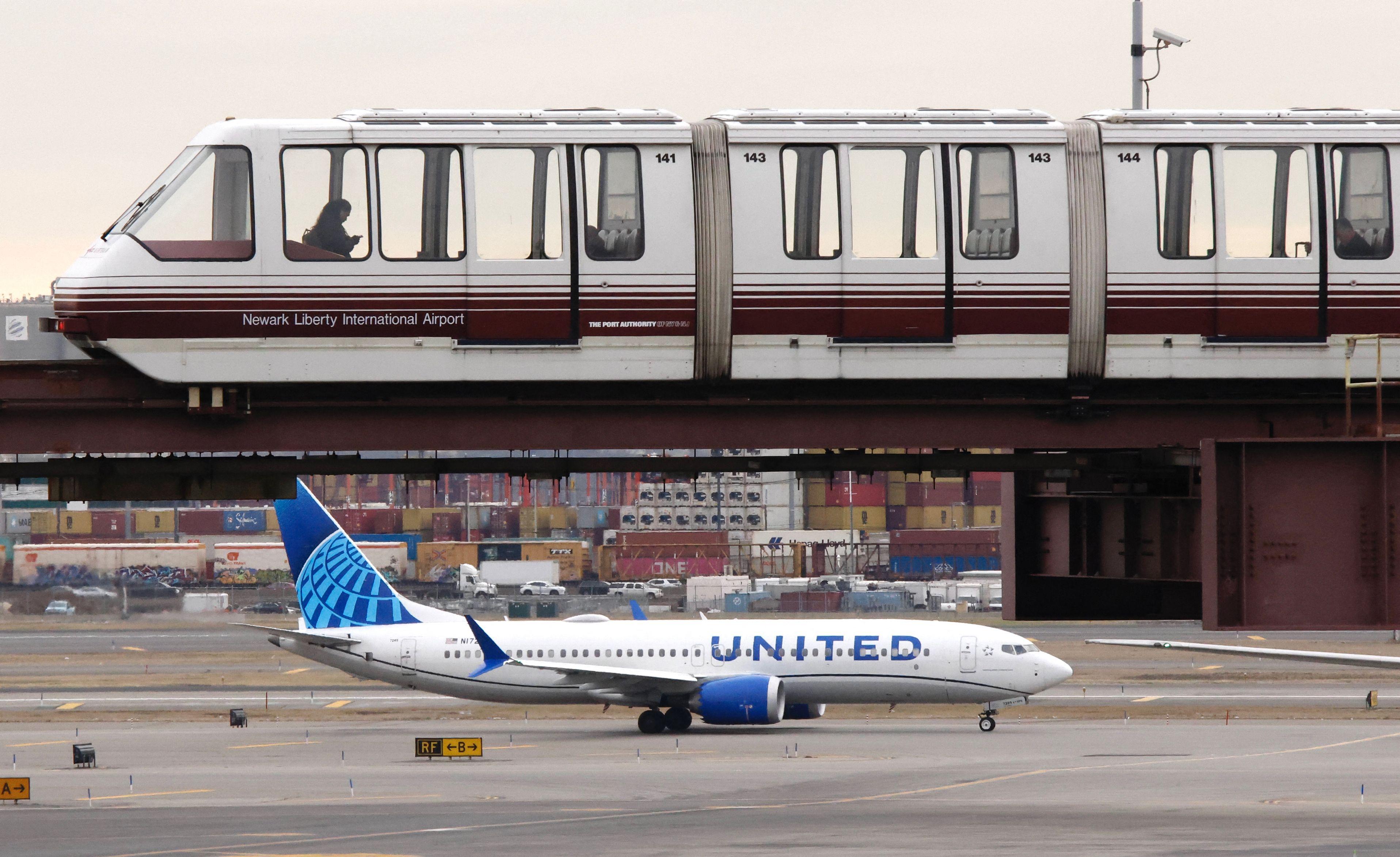 International flight turned around over Bluetooth device named 'bomb'