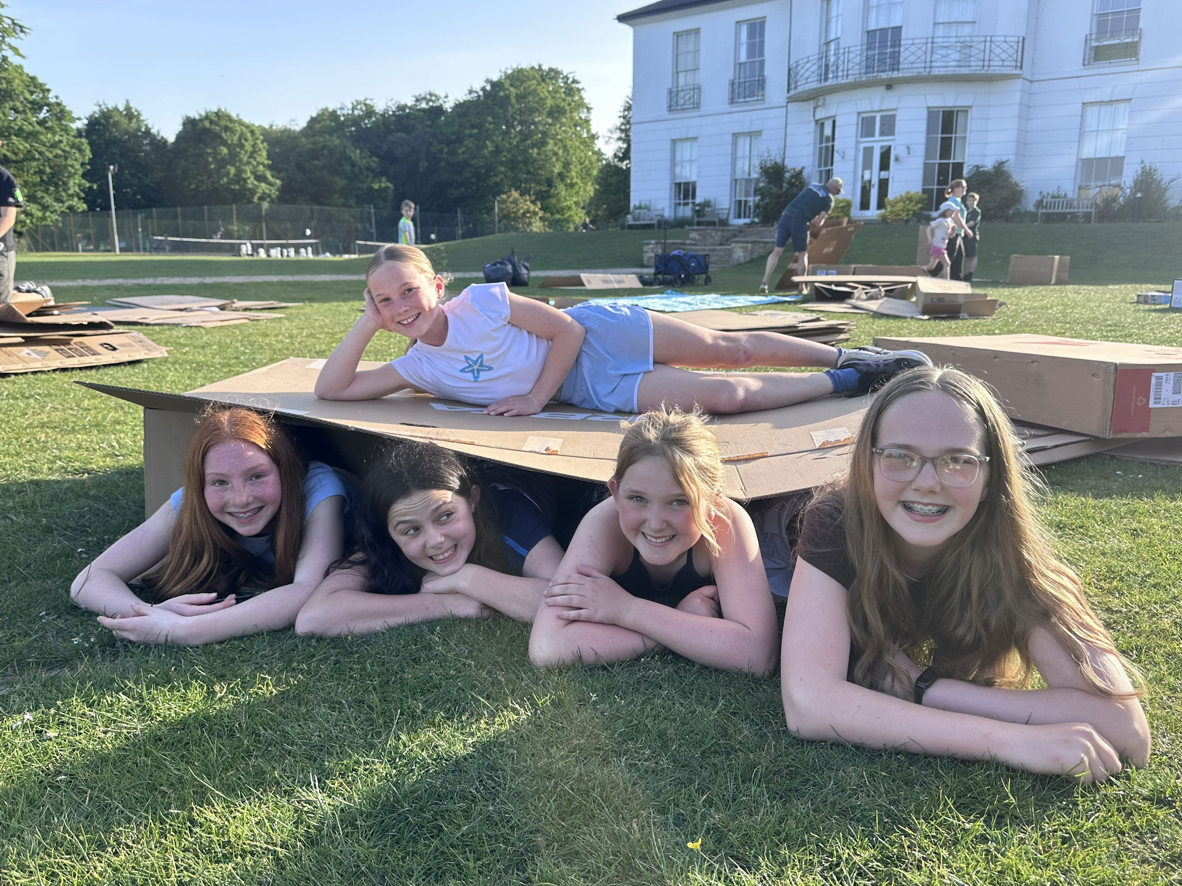 Oakwood School hosts fourth Big Sleepout for Stonepillow