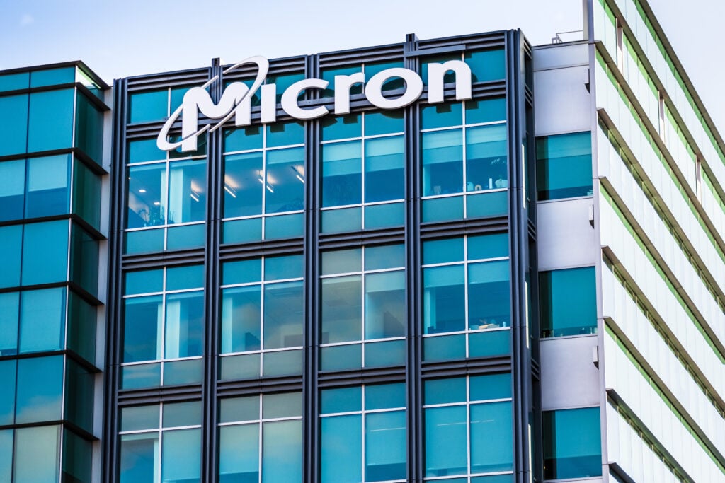 Micron just posted its best month since 1985: Now history says sell in June