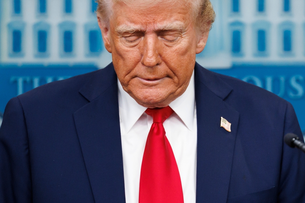 The man who wrote Trump's biography says 'demented' president will be ...