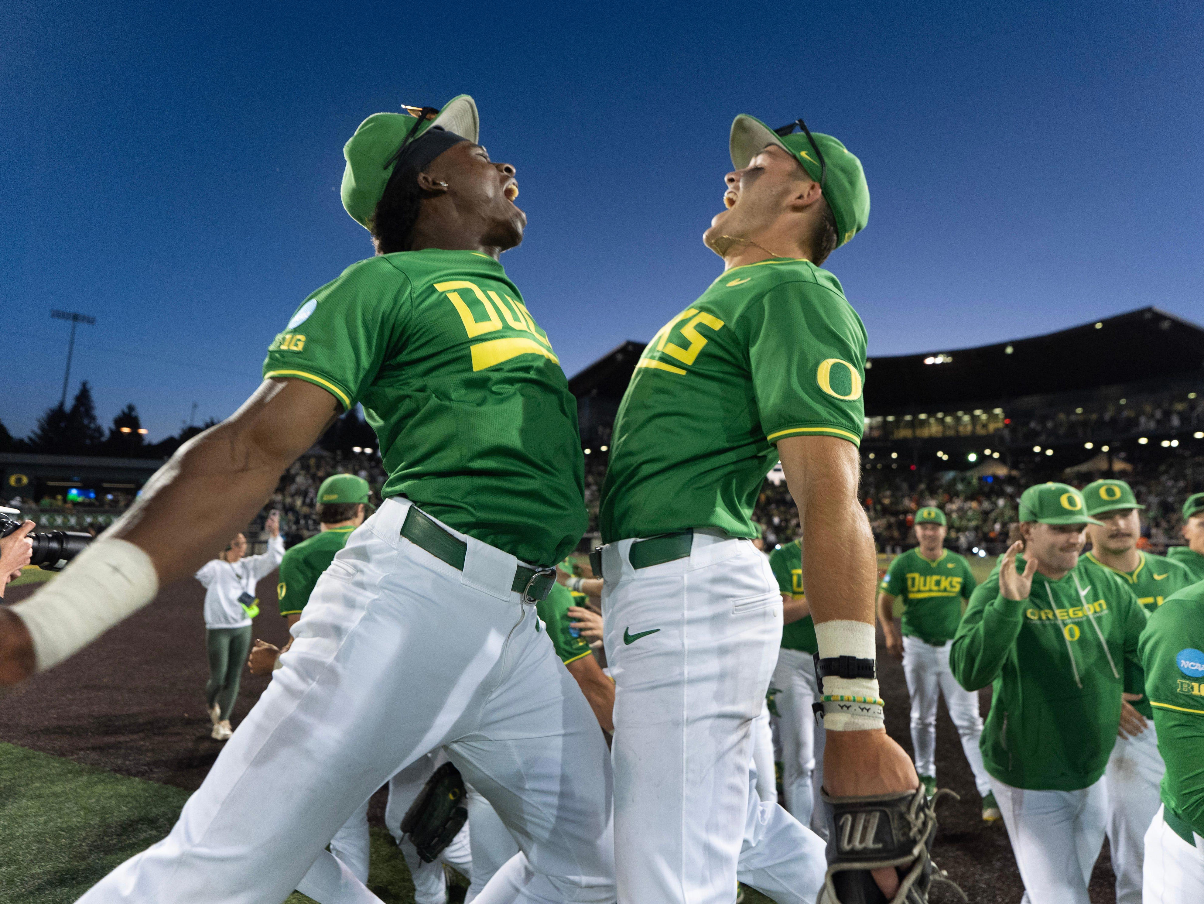 Men’s baseball: Ducks trample Beavers to win Eugene Regional