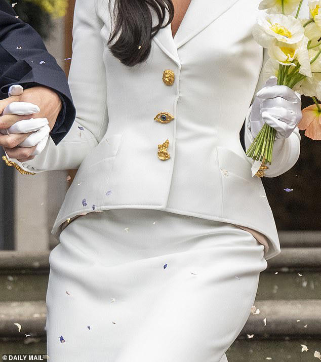 Wedding wardrobe malfunctions: From creases to bad fits, the famous ...