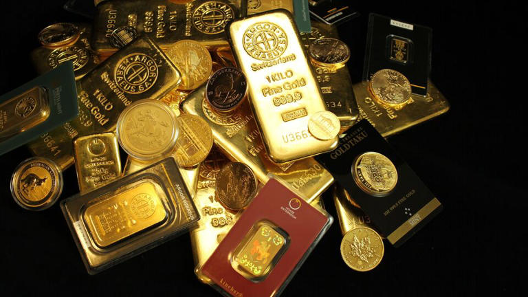 Gold, silver rates today: Comex gold drops $117/oz; silver tumbles $2.4 ...