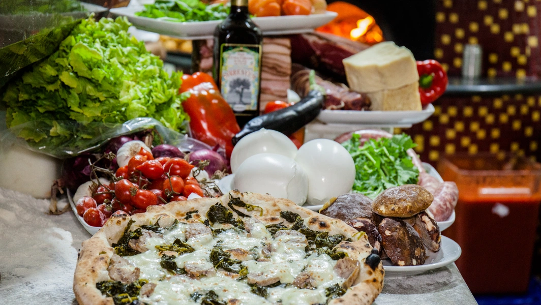 15 iconic pizza styles from around the world