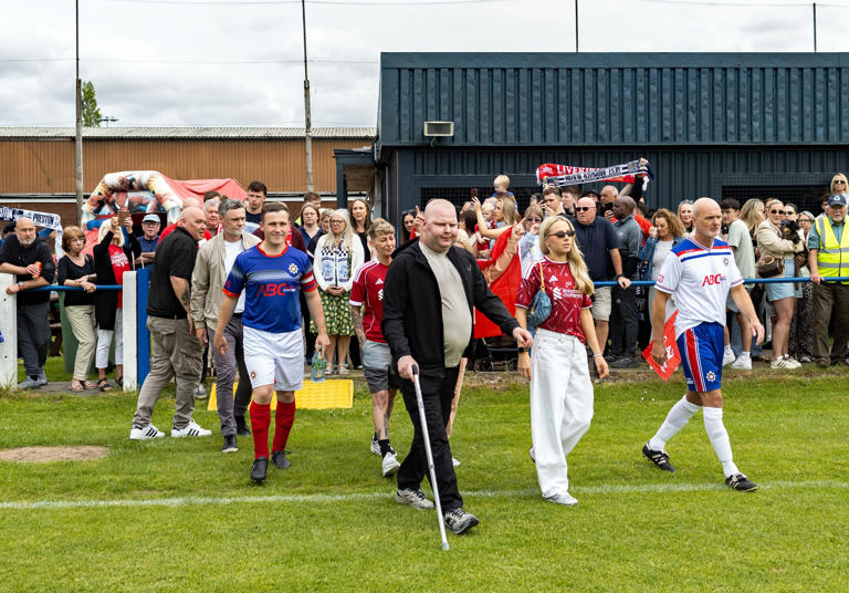£4,300 raised for Jamie Marvill as Preston North End captain attends ...